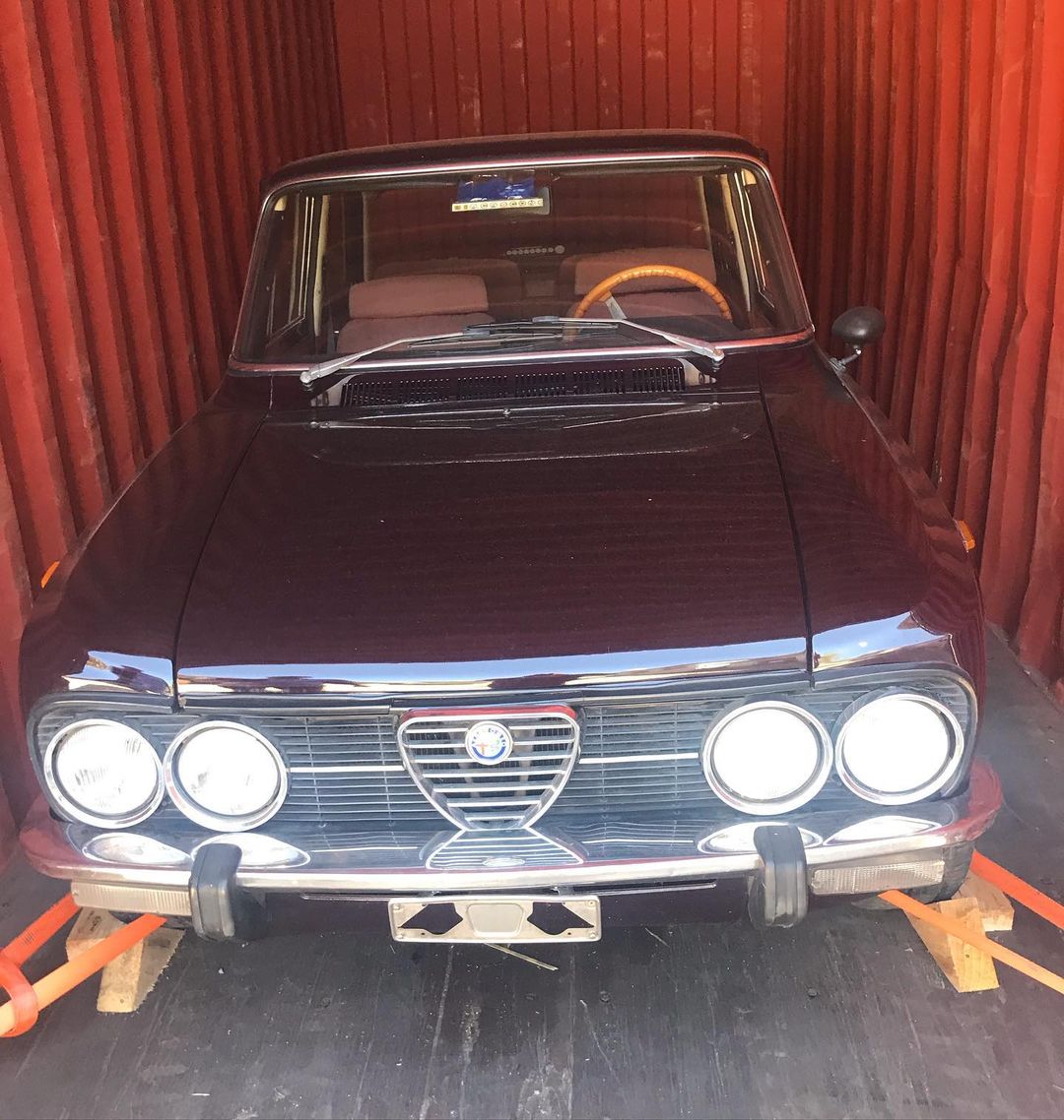 1975 Alfa Romeo Nuova Super - Classic Import - Importadora de carros ...